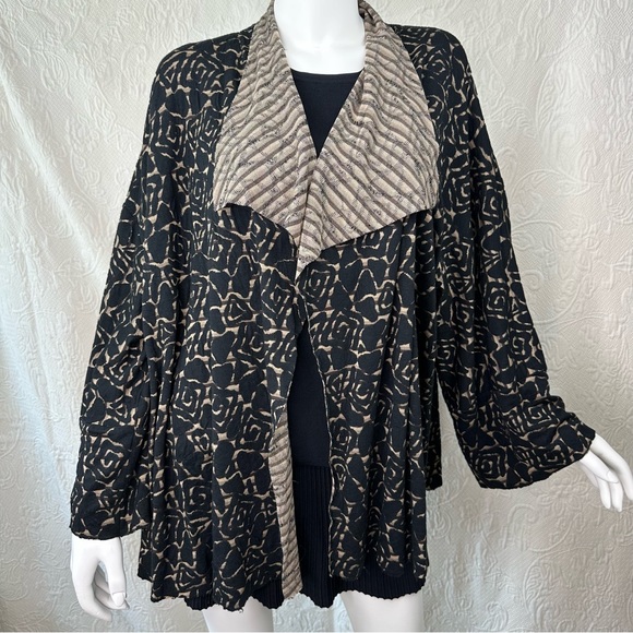 Diane Ness | Jackets & Coats | Diane Ness Handmade Knit Swing Open ...